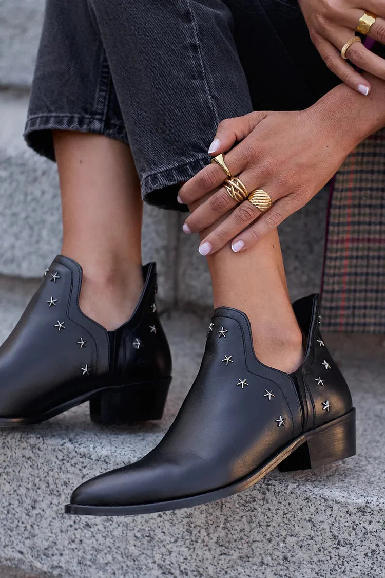 Deborah | Ankle Boot With Star Details – Charlotte-isla